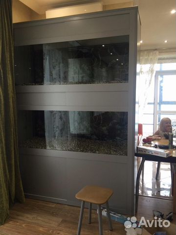 Аквариум - стойка для дома или магазина